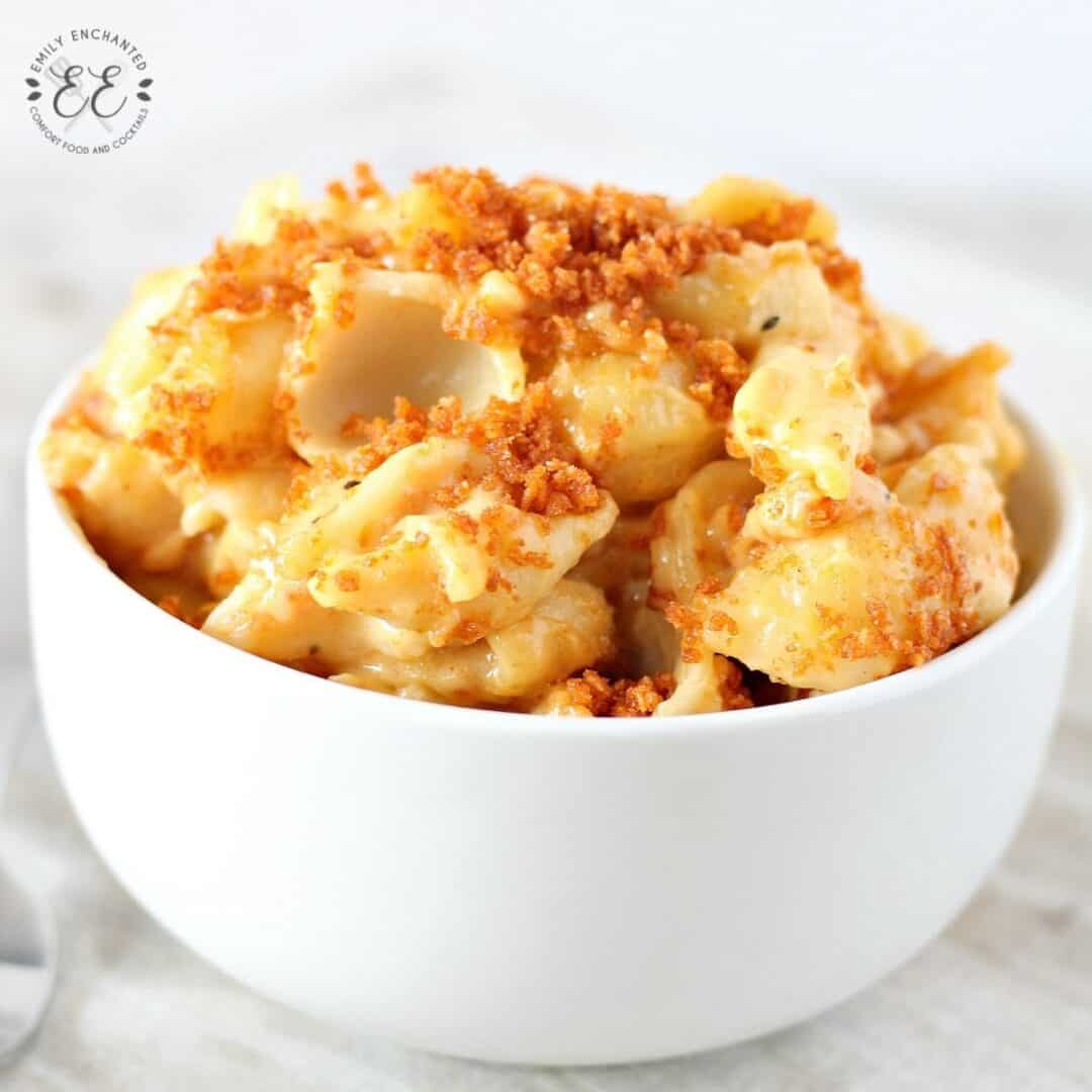The Best Crispy Mac and Cheese Recipe with Velveeta
