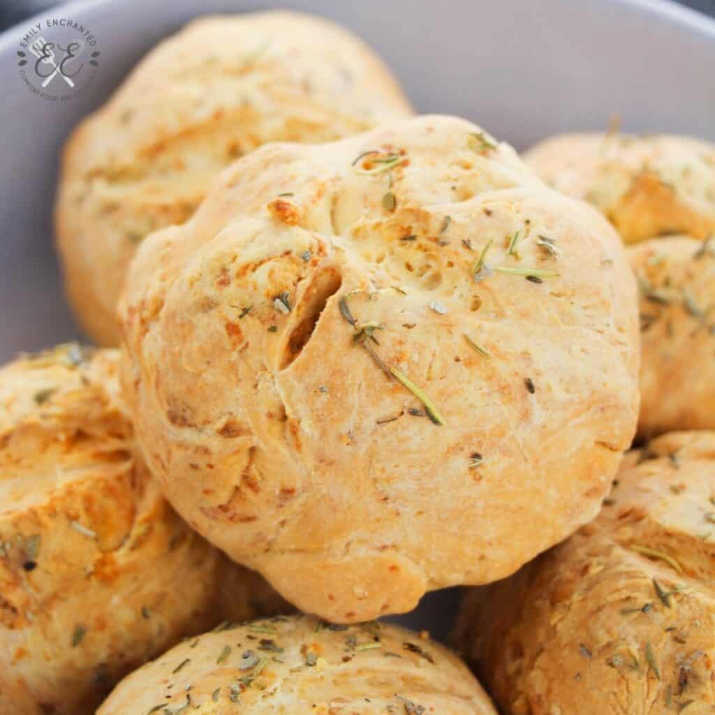 How to Make The Best Italian Cheese Buns