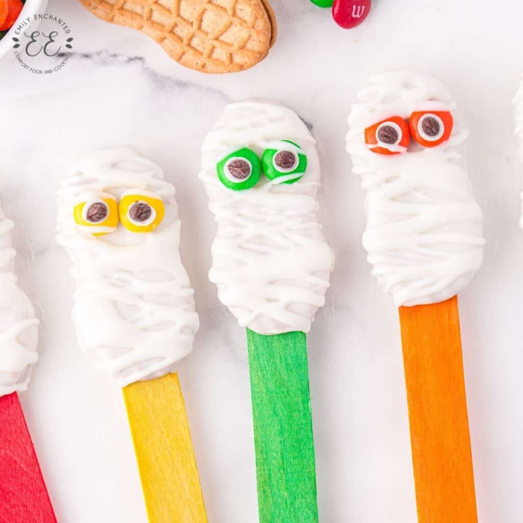 Mummy Pops (with Nutter Butters) Perfect for Halloween