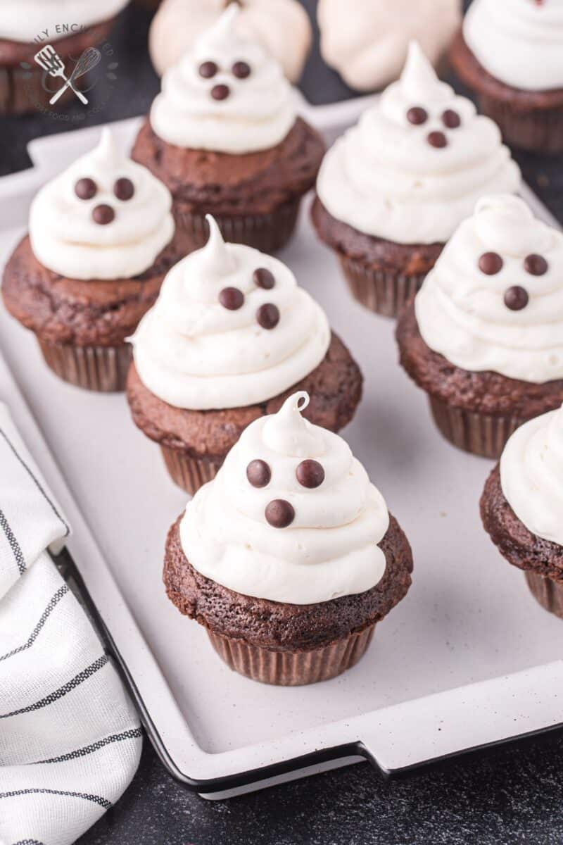 Cute & Spooky Ghost Cupcakes Perfect for Halloween