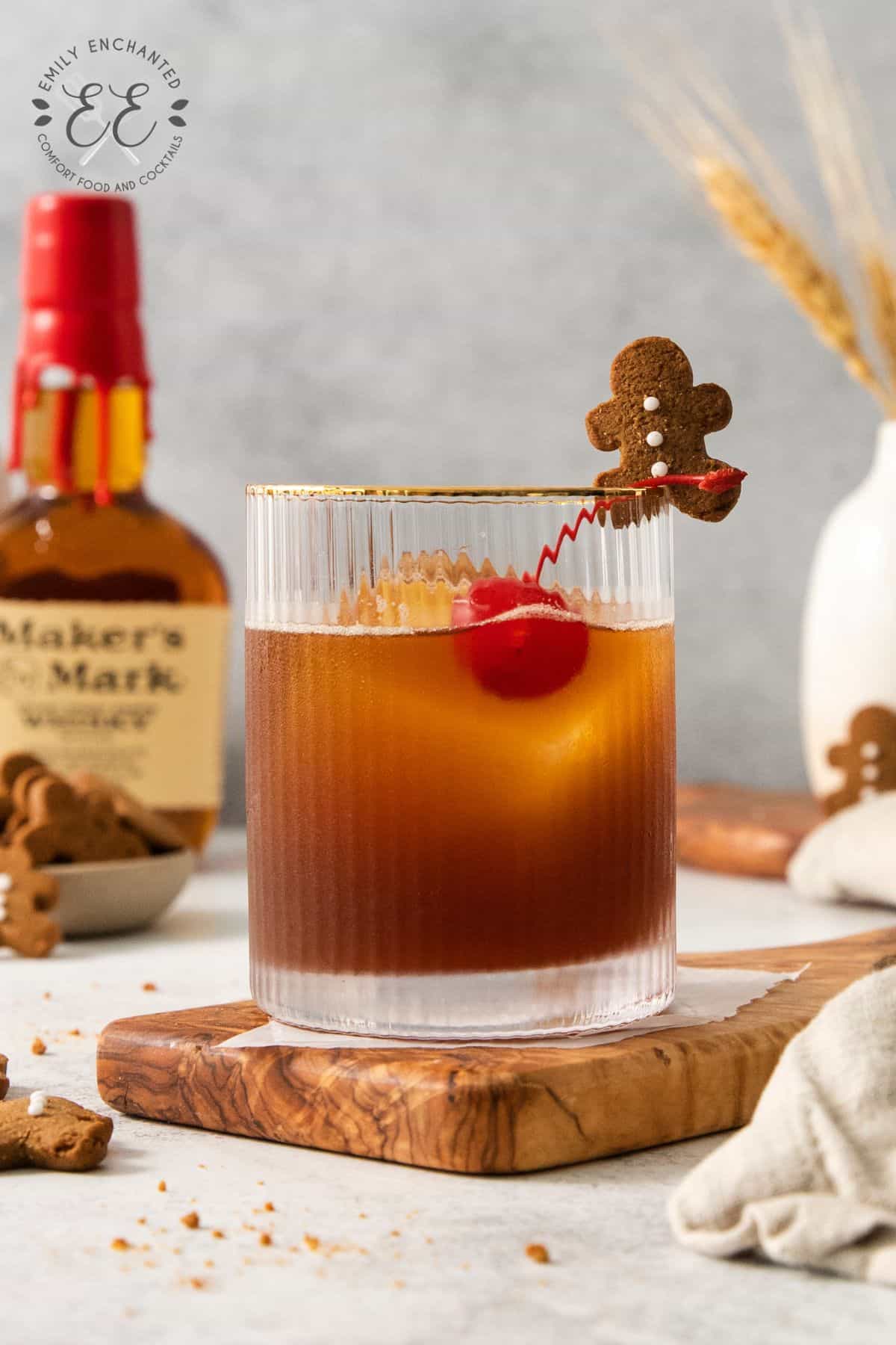 The Perfect Gingerbread Old Fashioned for Christmas