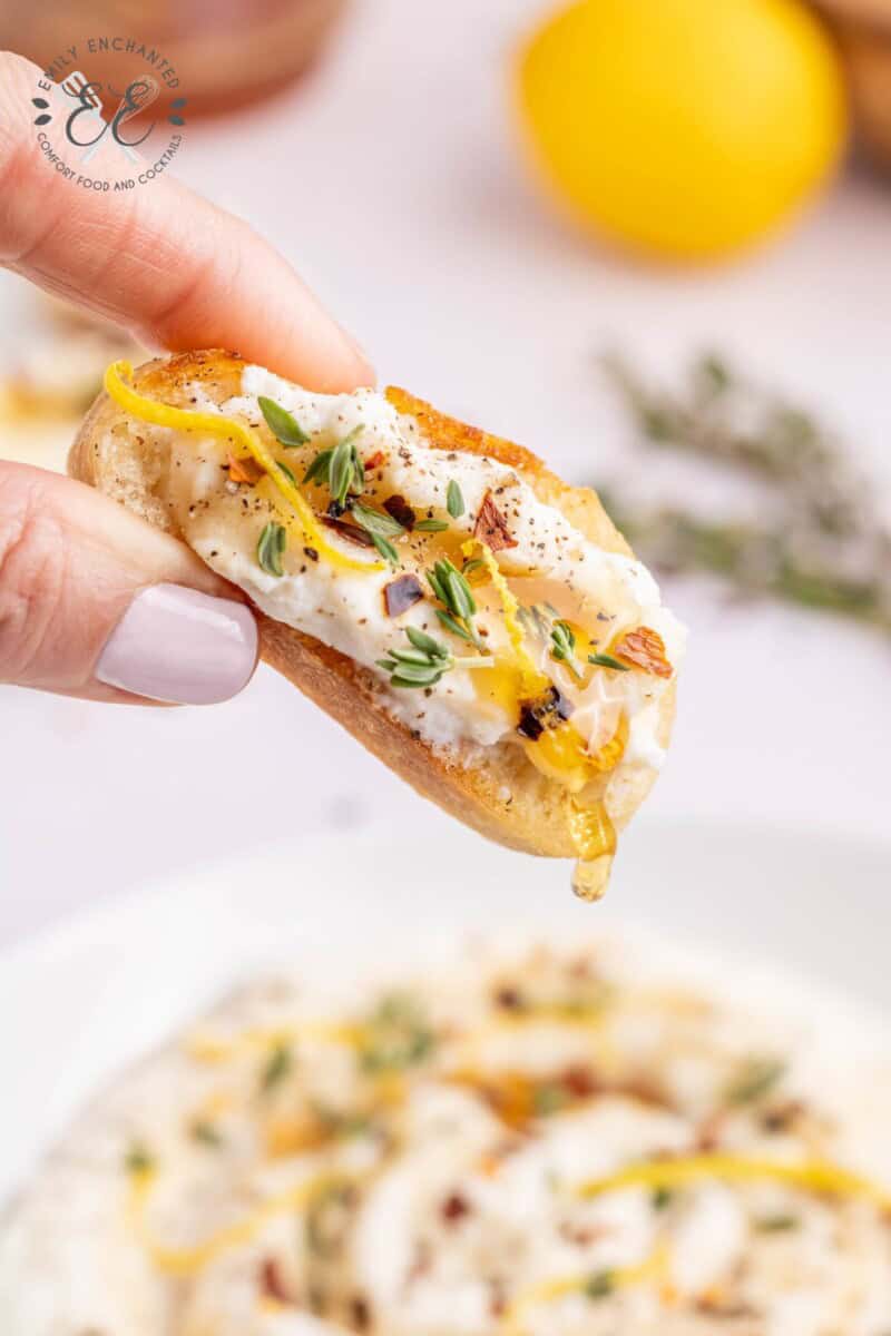 5 Minute Whipped Ricotta Dip